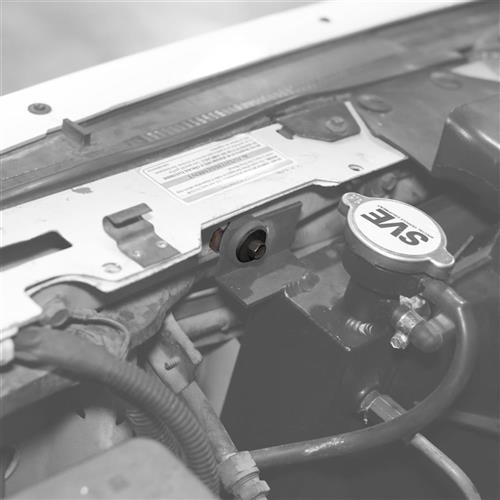 Bronco Radiator Hardware (92-96) - LMR.com