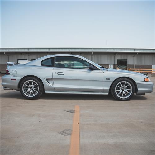 SVE Mustang FR500 Wheel & Drag Radial Nitto Tire Kit - 17x9/10.5 ...